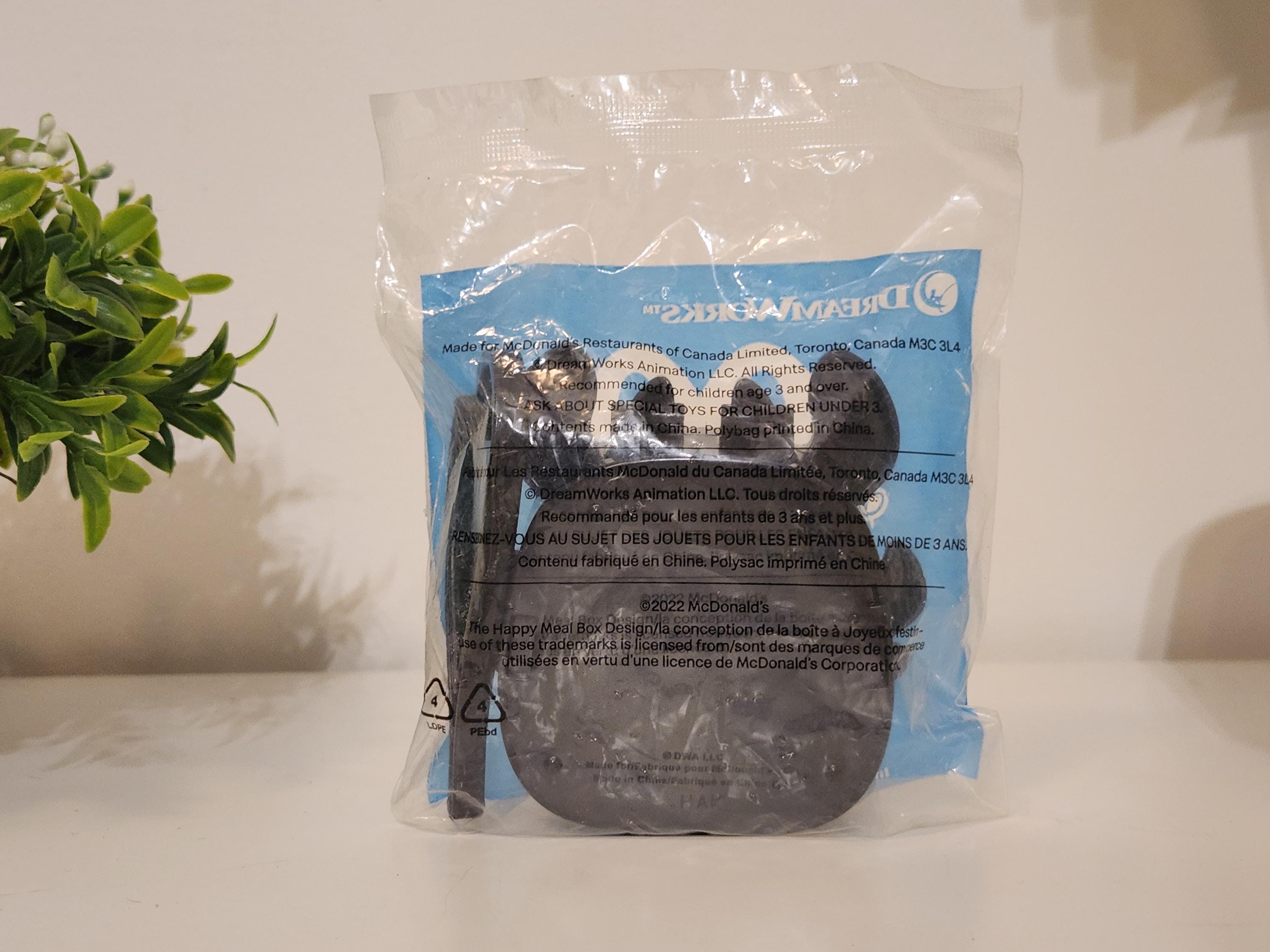How to Train Your Dragon Toothless Collectible Mcdonalds Happy Meal ...