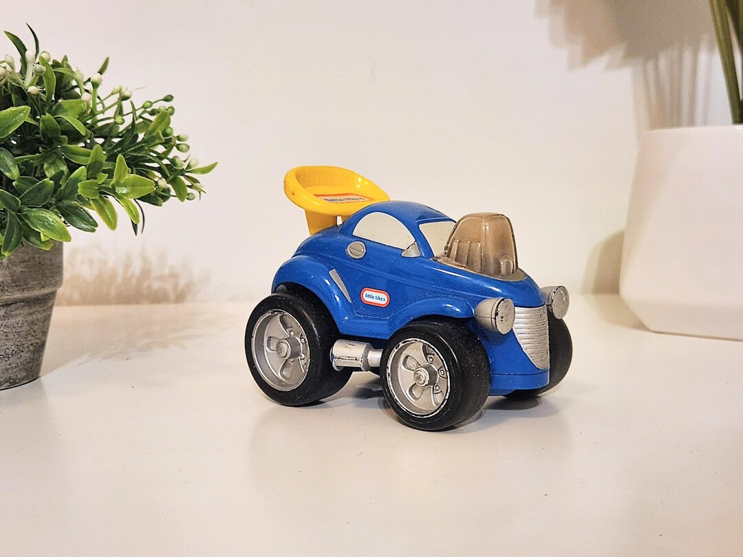 Little Tykes Rev & Go Spark Racerz Pull Back Race Car Blue - Kids ...