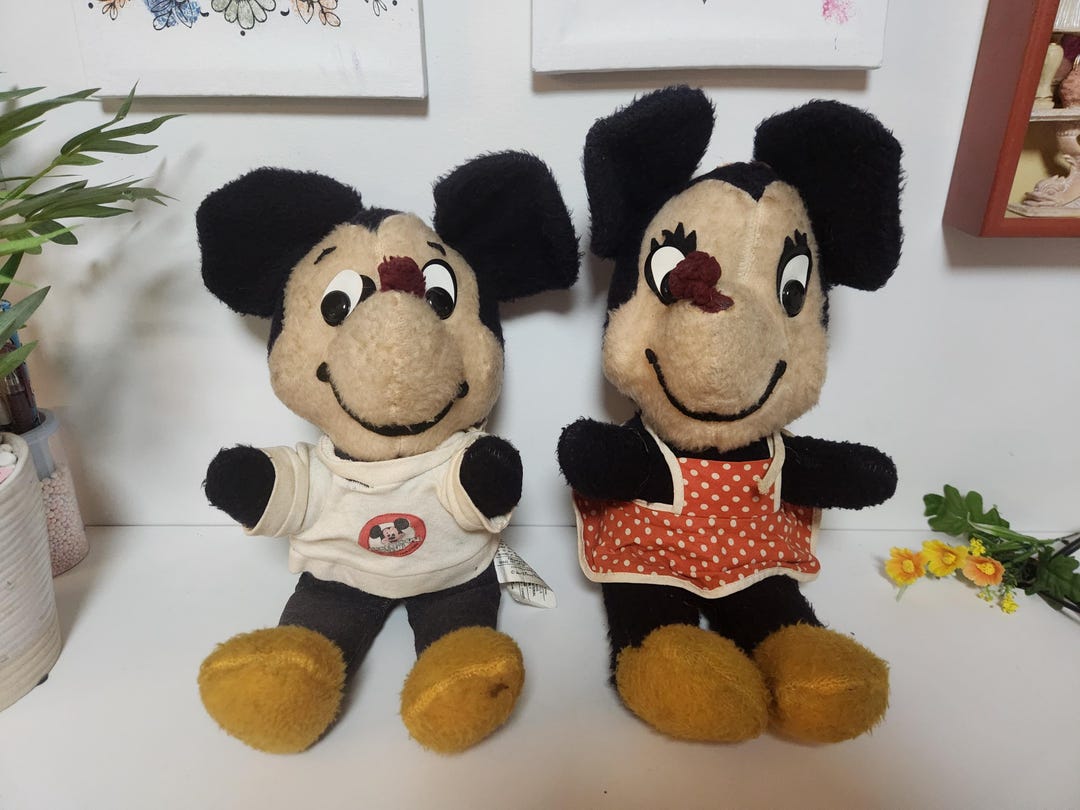 Vintage 1970s Mickey/minnie Plush Set of 2 - 1977 Mickey Mouse Club T ...