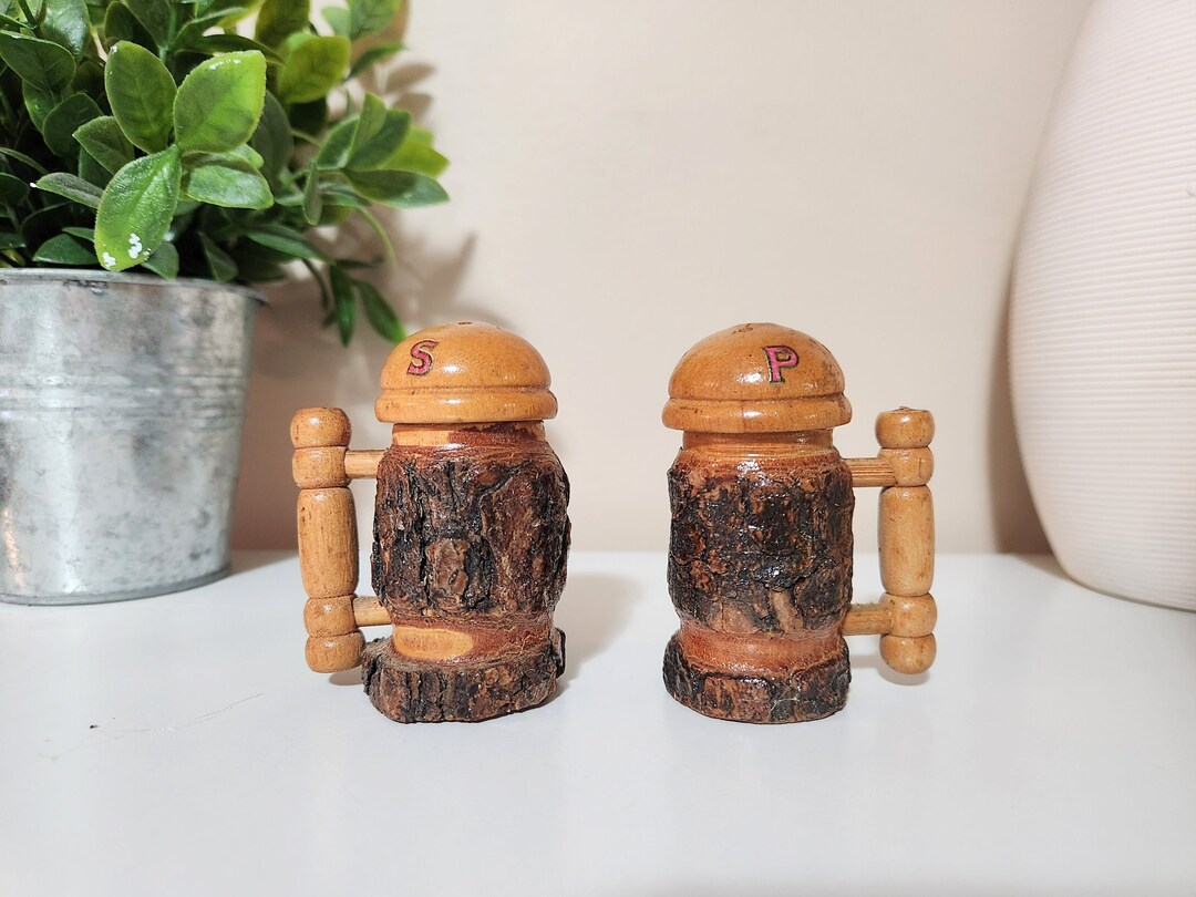 Vintage Wooden Hand-carved Salt & Pepper Shakers - Rustic Cabin Kitchen ...