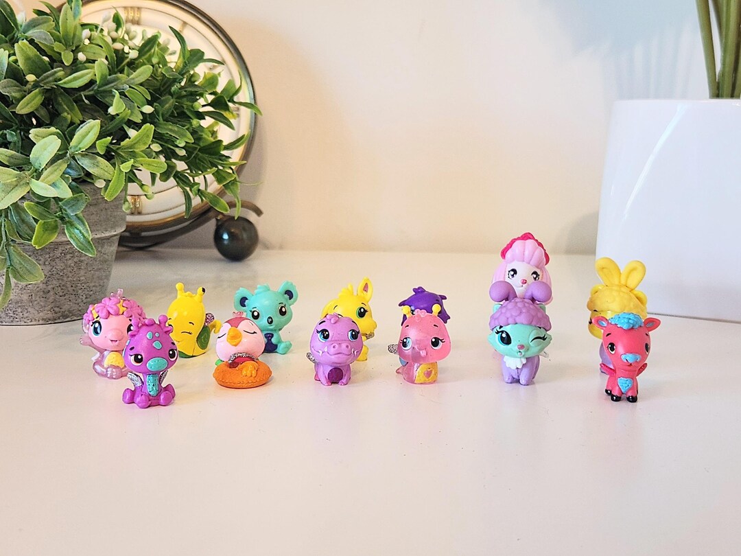 Hatchimals Colleggtible Mini Figures Lot - Set of 13 - Collectible Kids ...