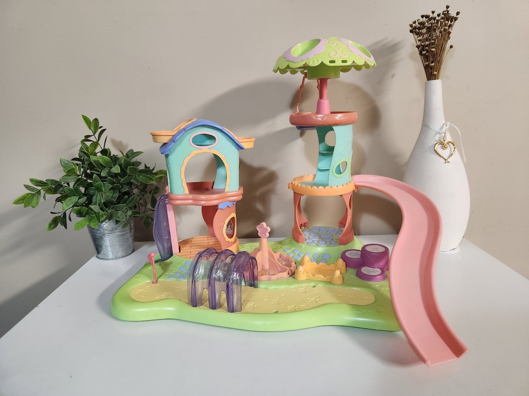 Littlest Pet Shop Whirl Around Playground Playset House Vintage Hasbro ...