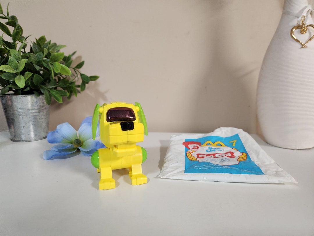 Vintage SEGA Toys Robo Chi Pets Yellow Dog W Green Ears 2002 Mcdonalds ...