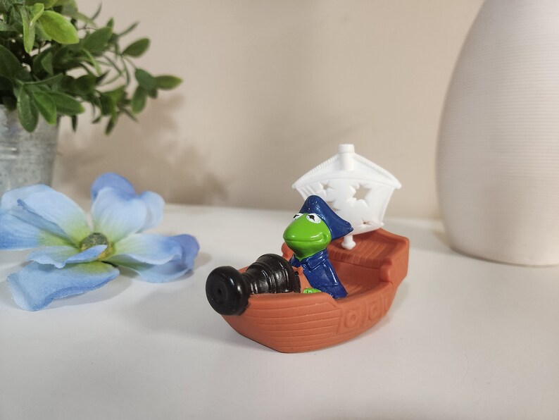 Muppet Treasure Island Kermit Captain Smollet Bath Tub Toy 90s ...