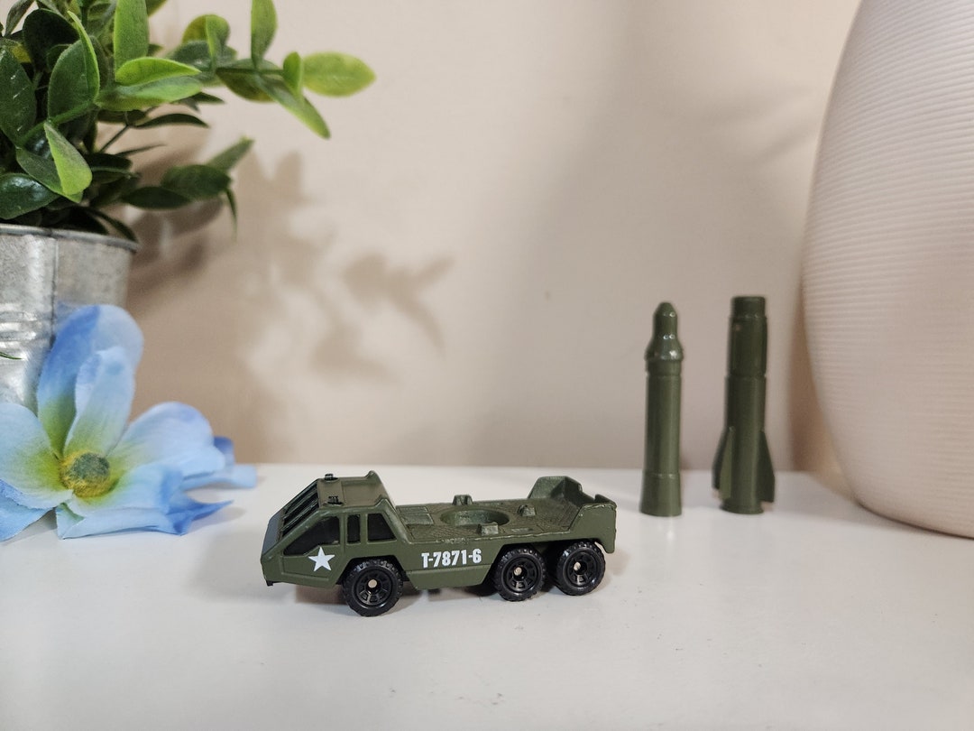 1985 Matchbox Military Transport Vehicle W/ 2 Plastic Missiles Army ...