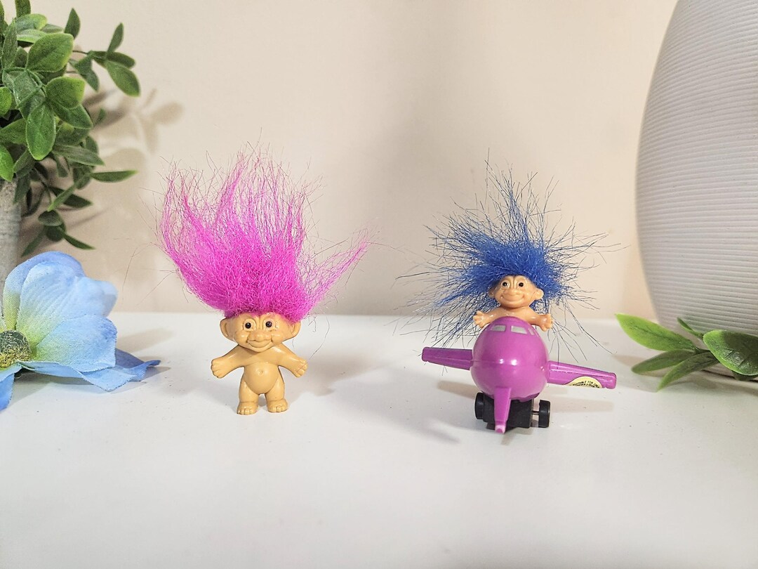 Vintage Russ Troll Doll Pilot Airplane Blue/pink Hair 1.5-2"-amram ...