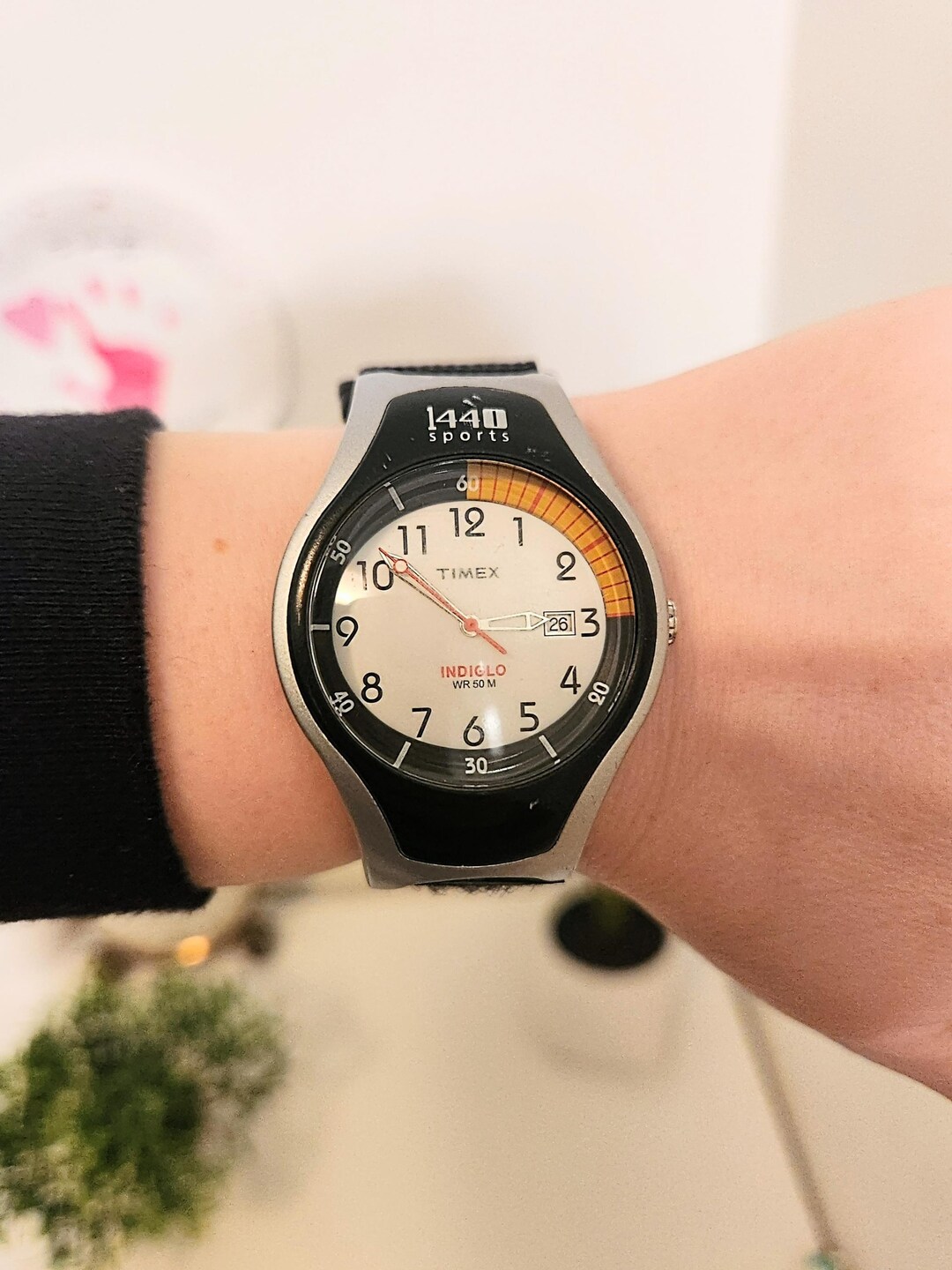 Men's Timex 1440 Indiglo Sports Watch Day/date Water Resistant Orange ...