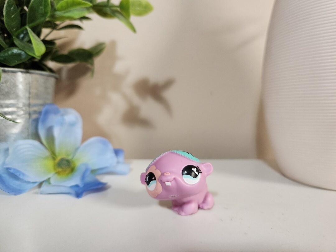 Littlest Pet Shop LPS Hamster #698 Purple Wearing Sleeping Eye Mask - Etsy