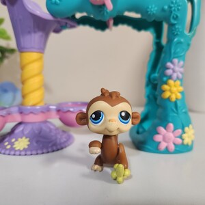 Littlest Pet Shop Twirlaround Treehouse Push & Play Tree House #2 W ...