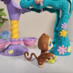 Littlest Pet Shop Twirlaround Treehouse Push & Play Tree House #2 W ...