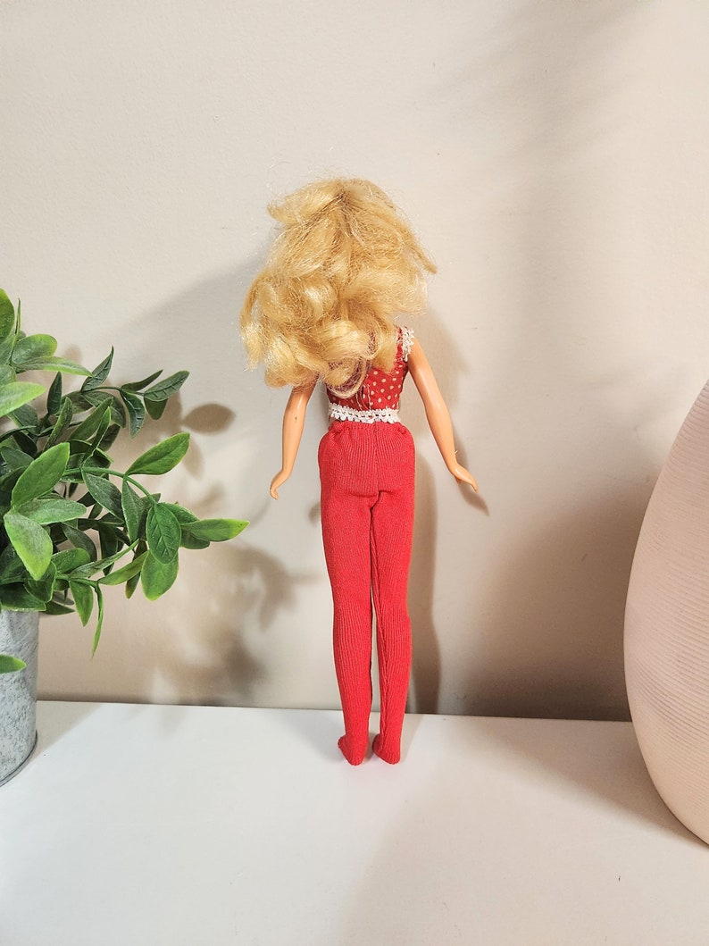 1980s Barbie Skipper Doll Violet Purple Eyes Blonde Hair Red Outfit ...