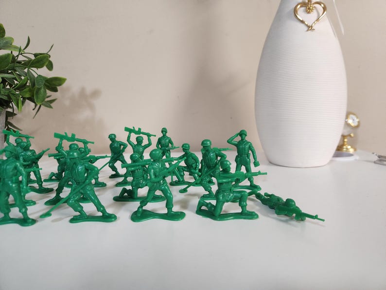 Disney Pixar Toy Story Army Men Thinkway Toys Lot of 23 Soldiers - Etsy