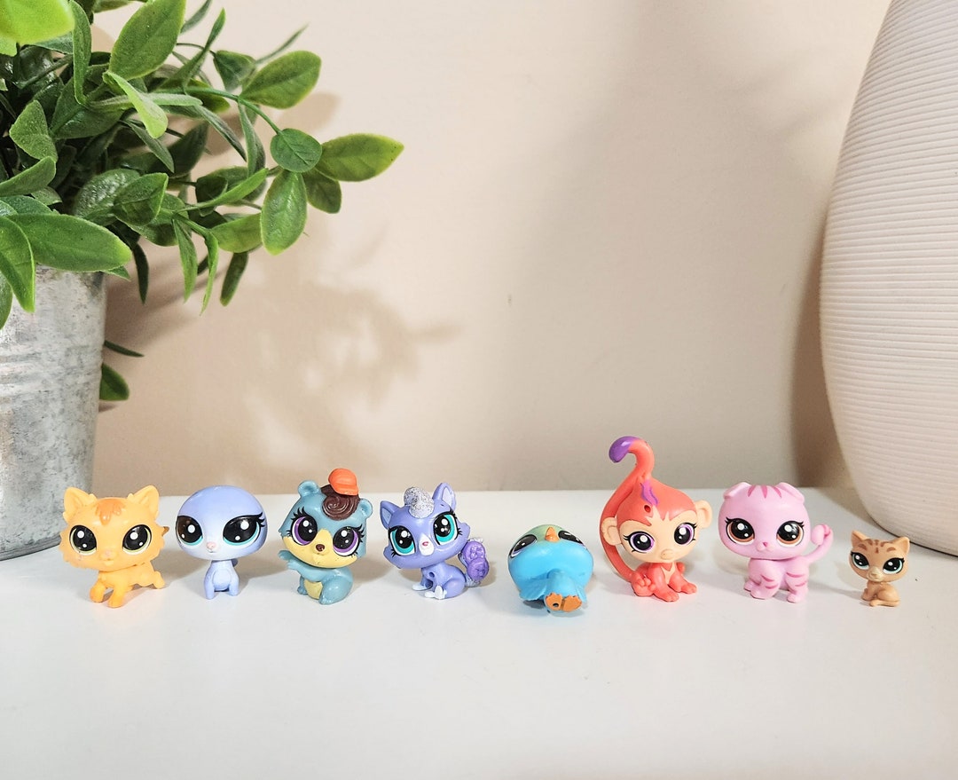 Teensie LPS Tiny Mini Figures Set of 8 Baby Littlest Pet Shop Toys - Etsy