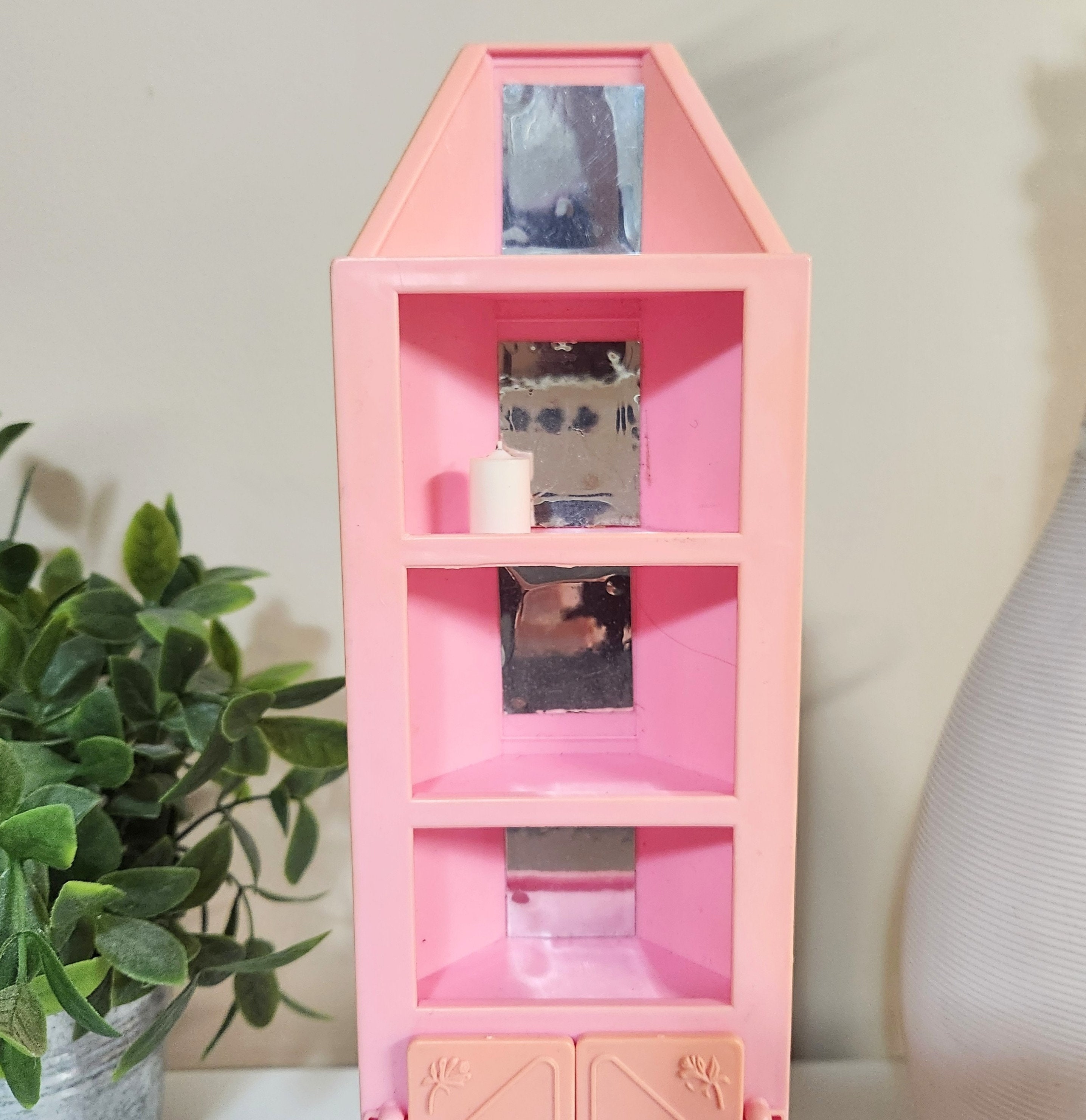 1988 Barbie Pink Armoire Curio Cabinet Made in Italy MATTEL 1980s ...