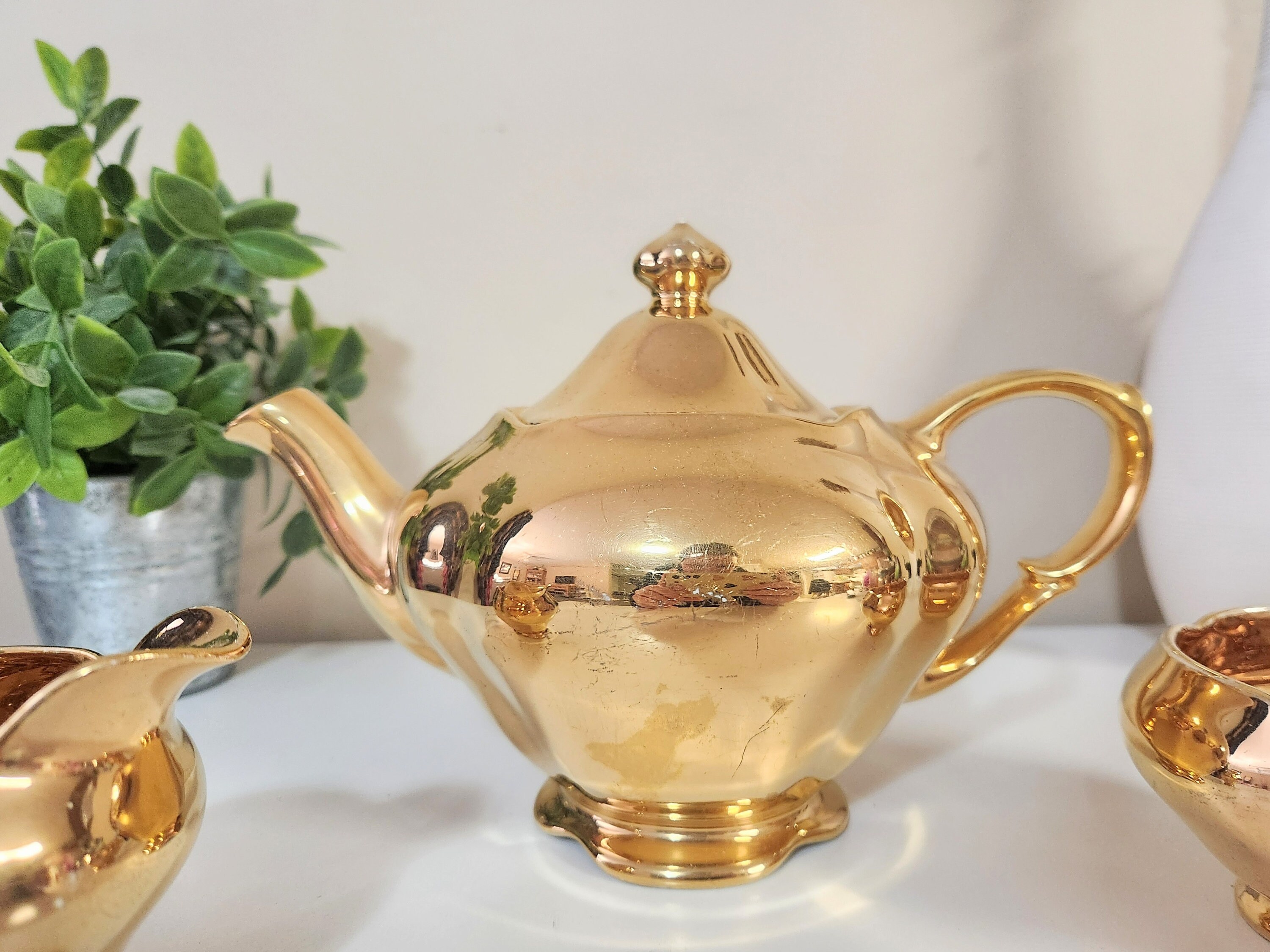 Luxe Royal Winton Golden Age Teapot 1960s Gold Luster Large Tea Pot ...