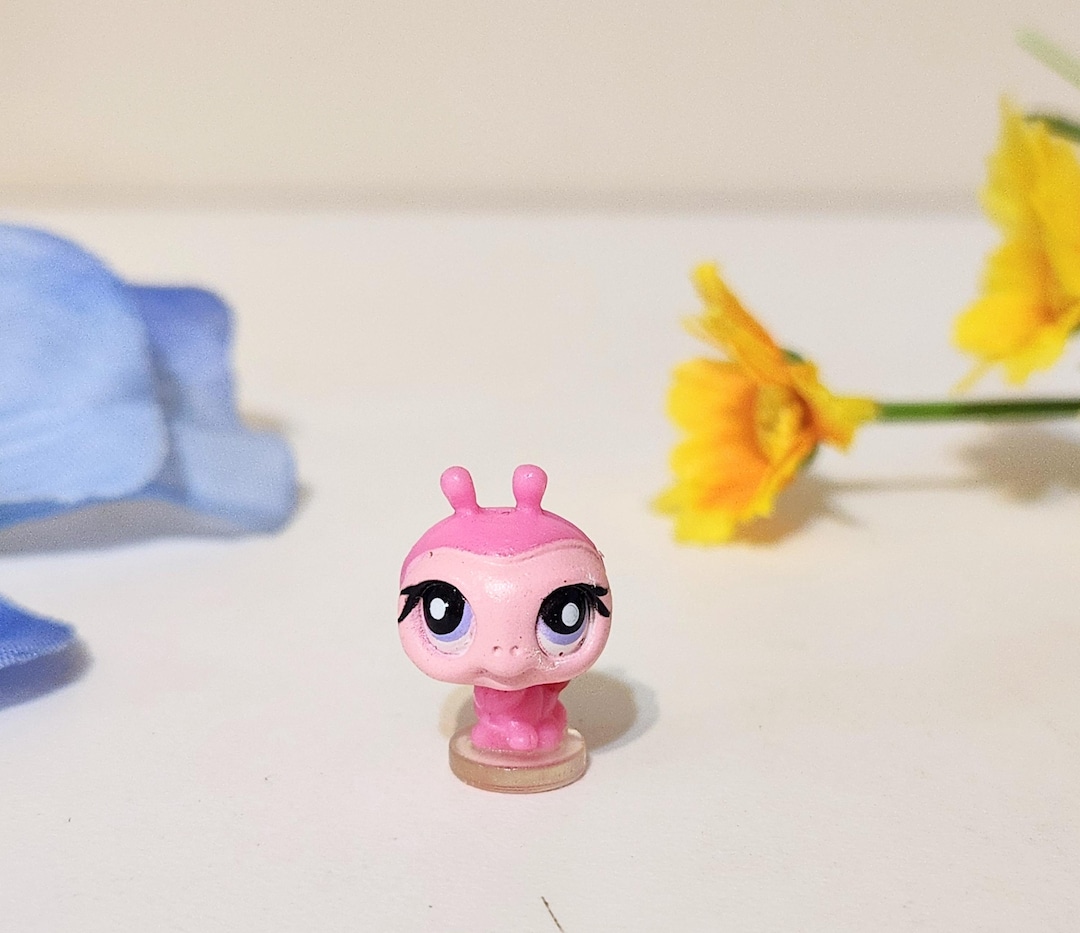 LPS Teeniest Tiniest Ladybug T1 Pink W/ Red & Black Polkadots-vintage ...