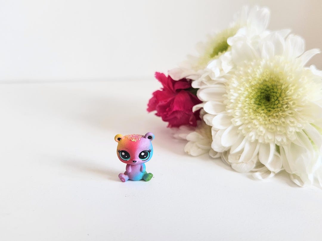 Littlest Pet Shop Rainbow Bear Teeniest Tiniest LPS Collectible Kids ...