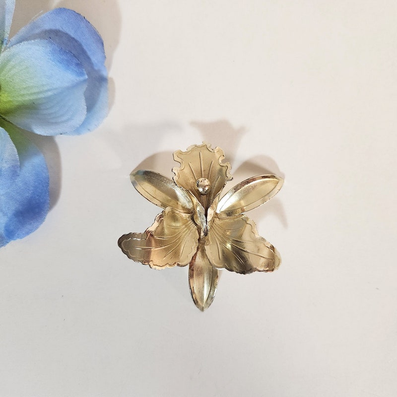 Orchid Lapel Pin - Etsy