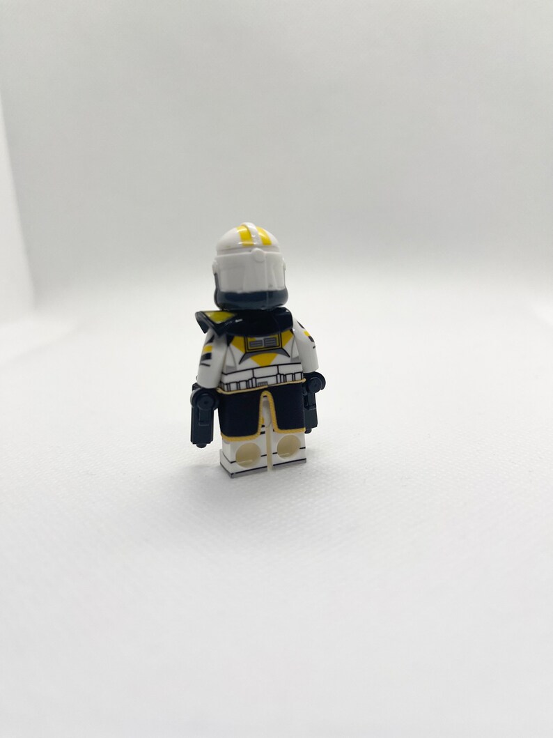 13th / Iron Battalion Clone Trooper Commander Star Wars Figure Clone ...