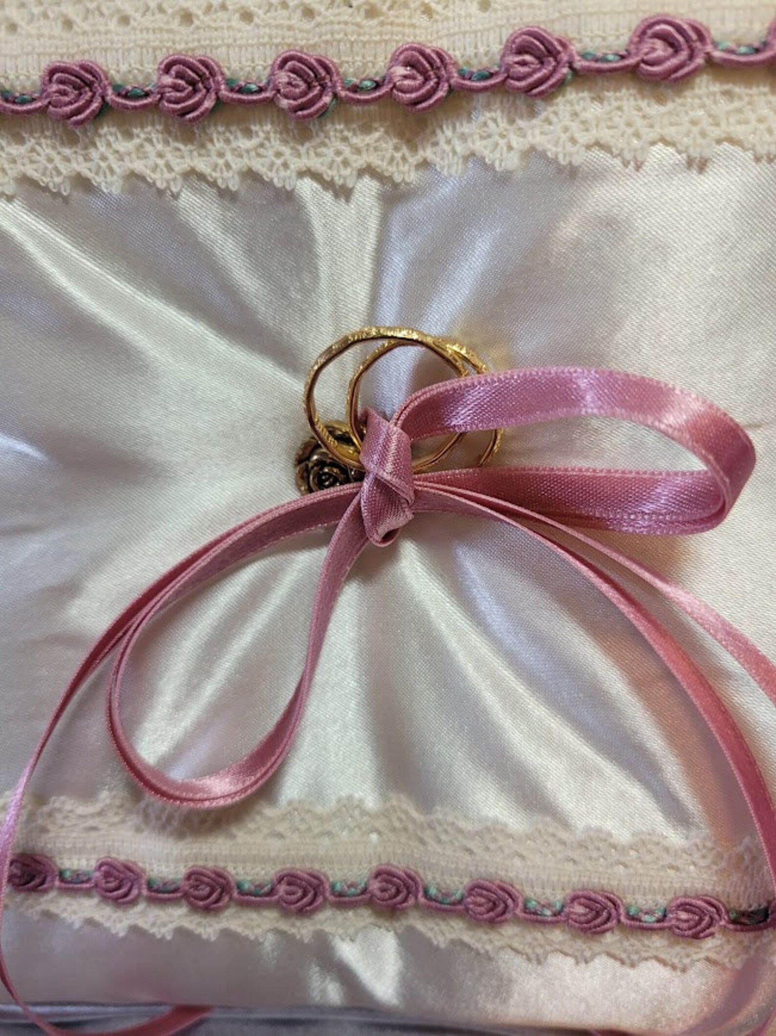 Ecru Satin Ring Bearer Pillow | Wedding Keepsake With Lace Trim, Roses ...