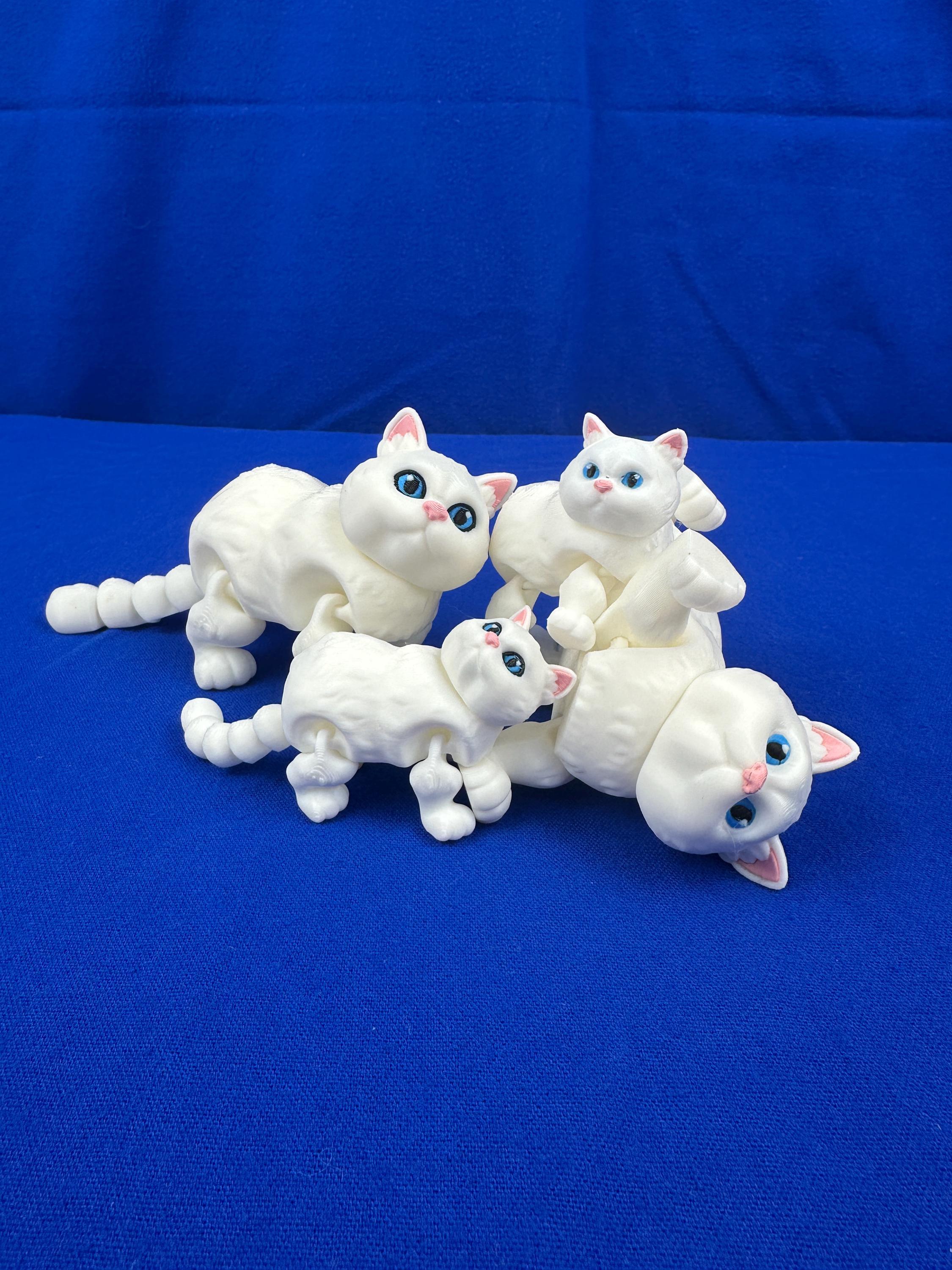 Articulated Cat – Poseable Desk Companion in Two Sizes - 3D Printed ...