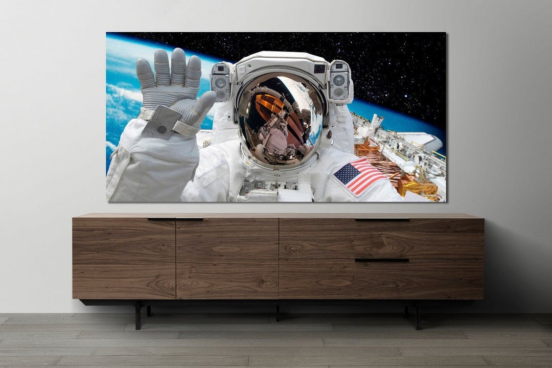 International Space Station Astronaut Wall Art Space Canvas Astronaut ...