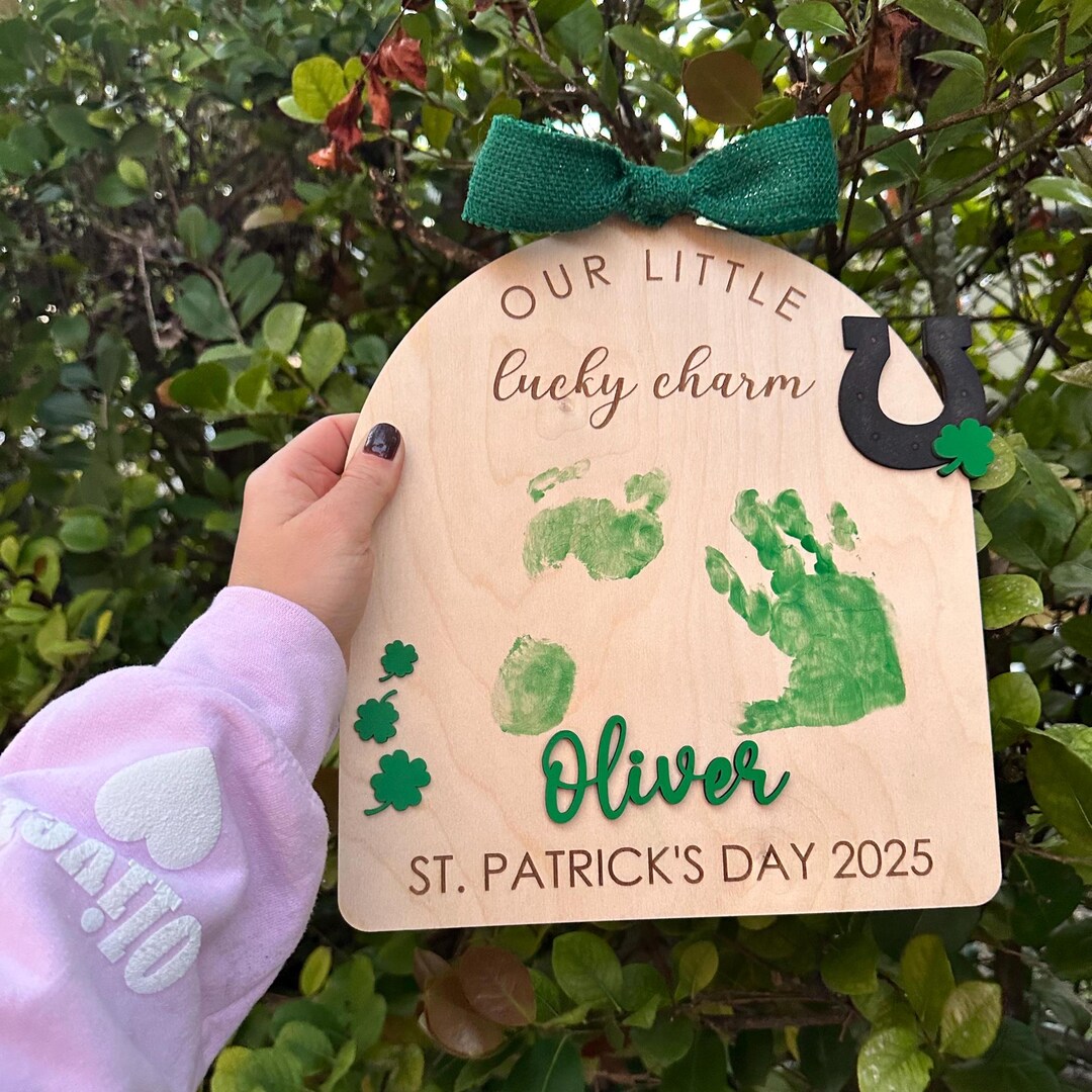 St Patrick's Day Footprint Board With Personalized Baby's Name ...