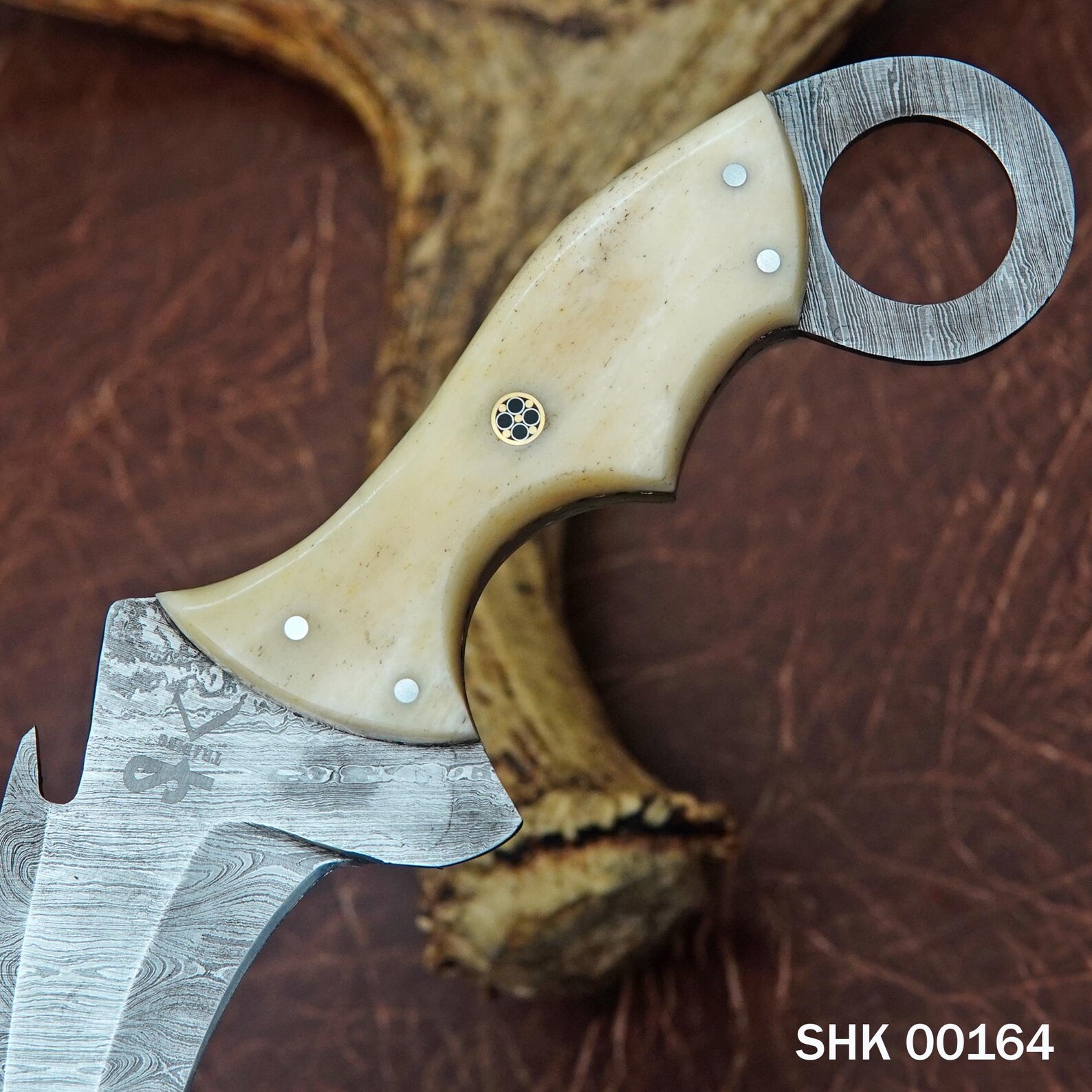 Handmade Damascus Steel Karambit Knife: Camel Bone Handle, Leather ...