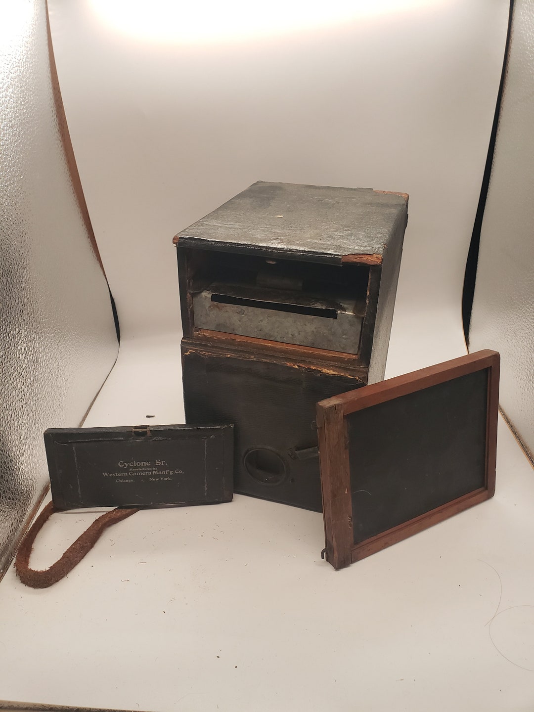 Late 1800s Cyclone Sr. Plate Camera by Western Camera Manufacturing ...