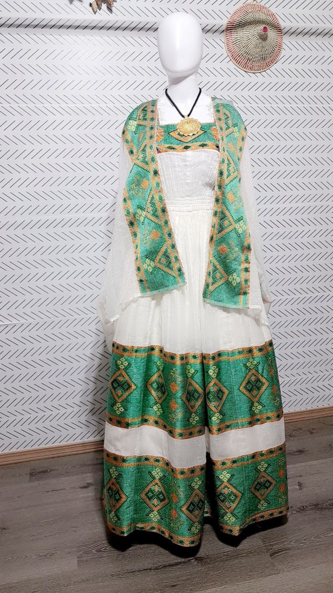 Habesha Kemise, Ethiopian Women's Dress, Ethiopian and Eritrean Women's ...