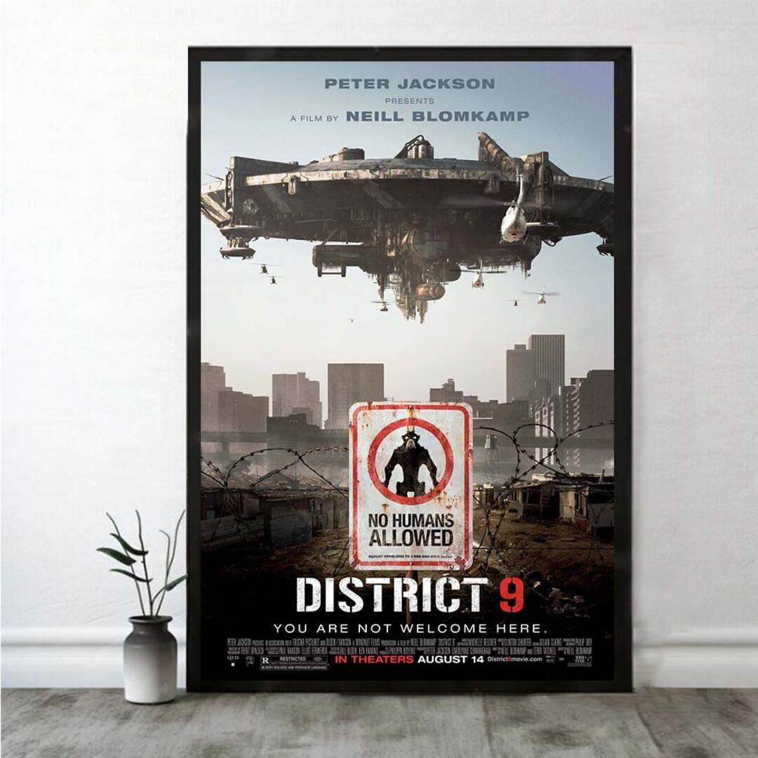 District 9 Movie Poster, Vintage Poster, Movie Art Printing, Wall Art ...