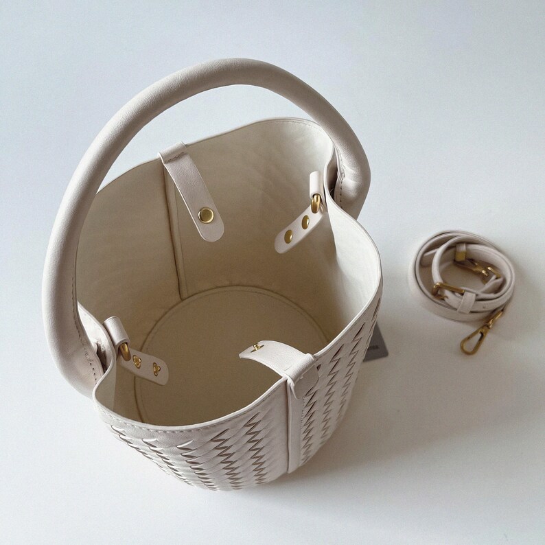 Woven Leather Tote Bag, Lambskin Leather Shoulder Bag, Classic Bucket ...