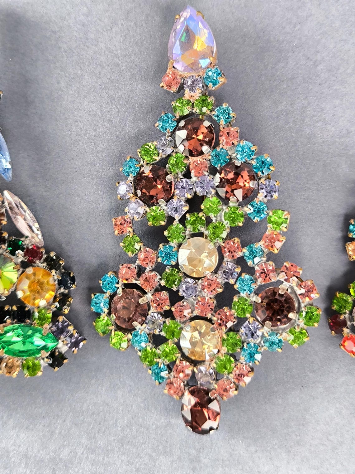 Vintage Christmas Tree Pin, Czech Crystal Christmas Brooch: Vintage ...