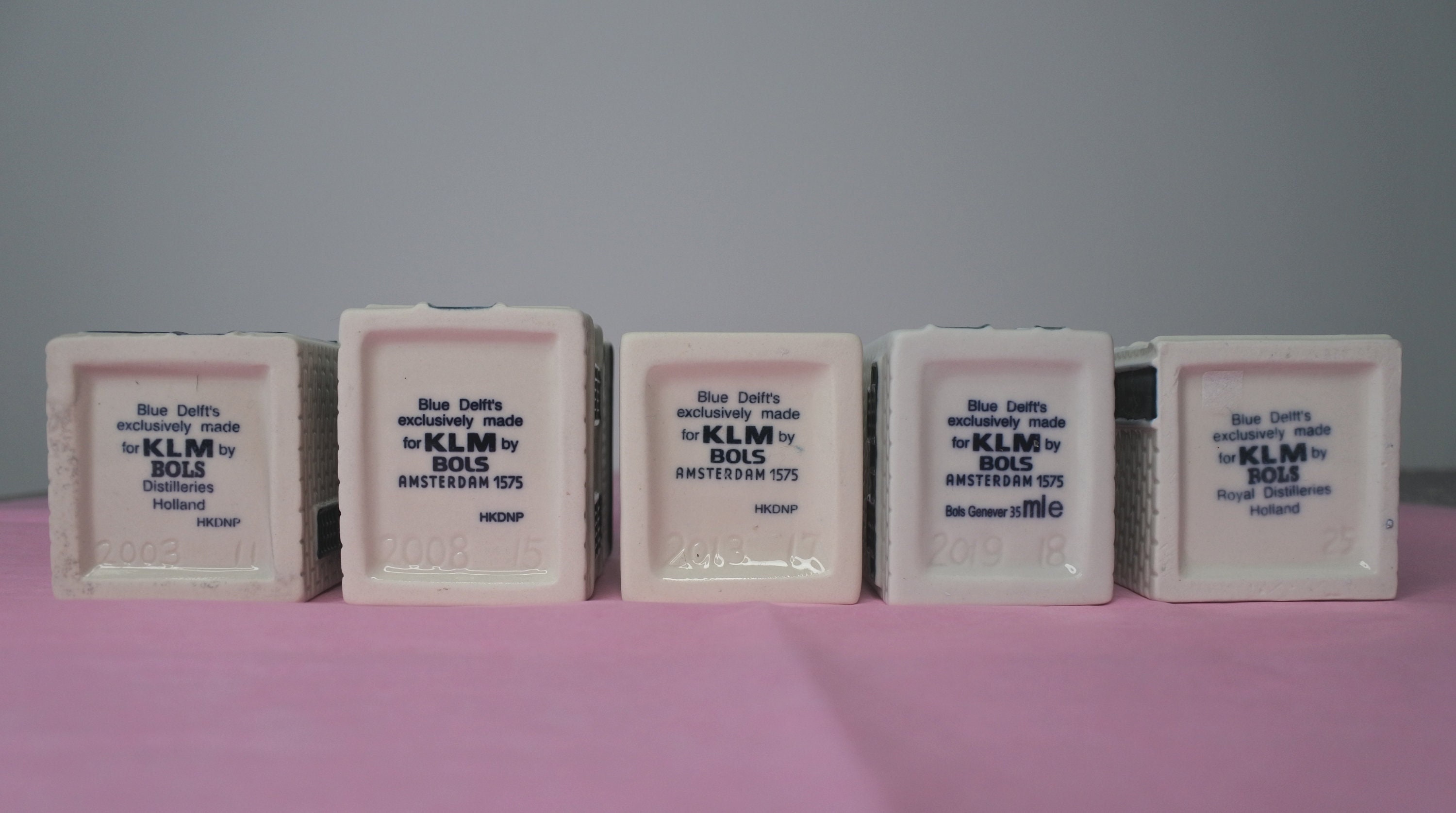 N. 11, 15, 17, 18, 25 KLM Delft Blue Miniature Houses - Authentic ...