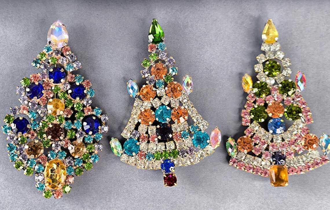 Vintage Christmas Tree Pin, Czech Crystal Christmas Brooch: Vintage ...