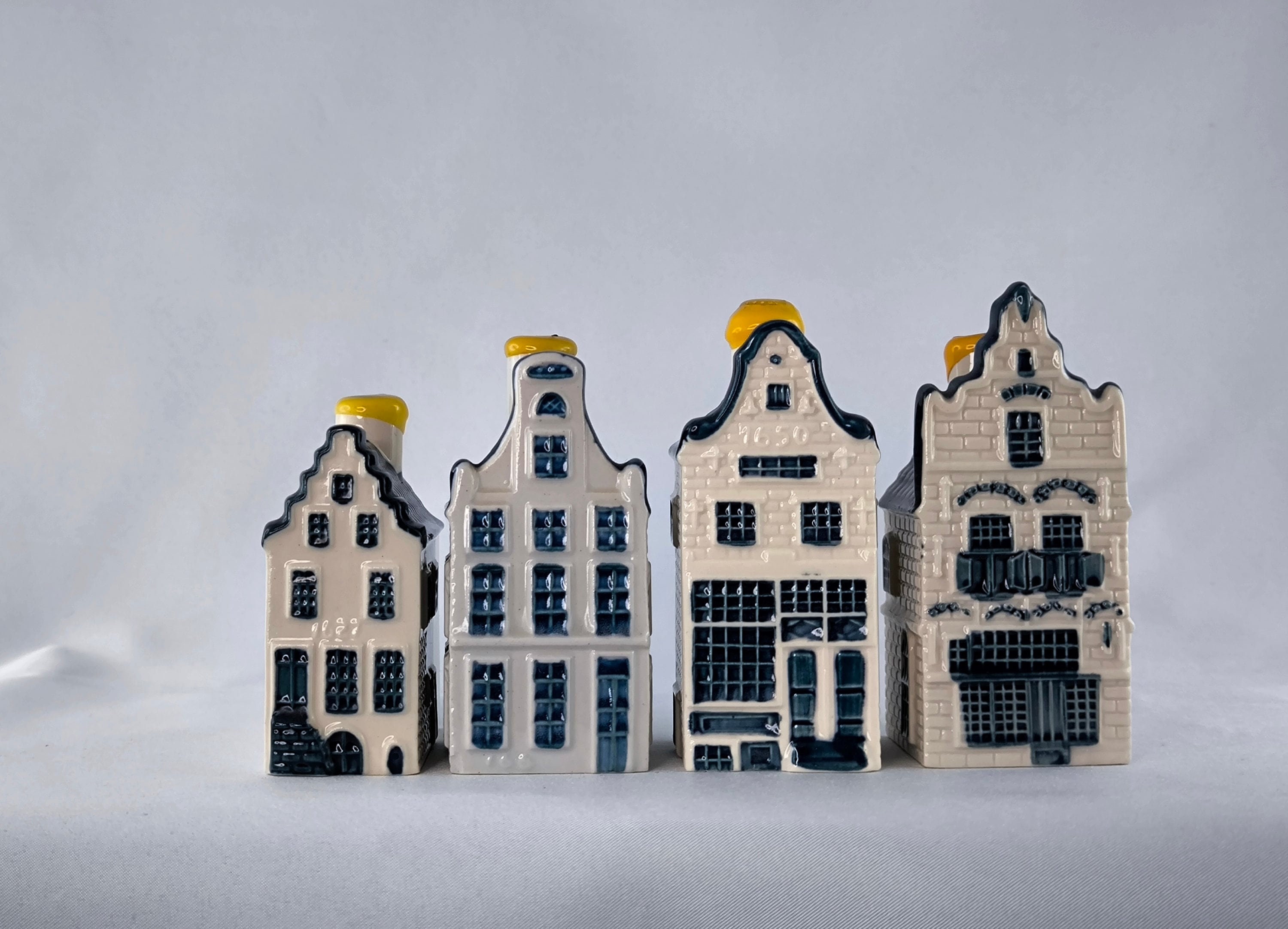 N.2,19,12,20 KLM Delft Blue Miniature Houses - Authentic Collectible ...
