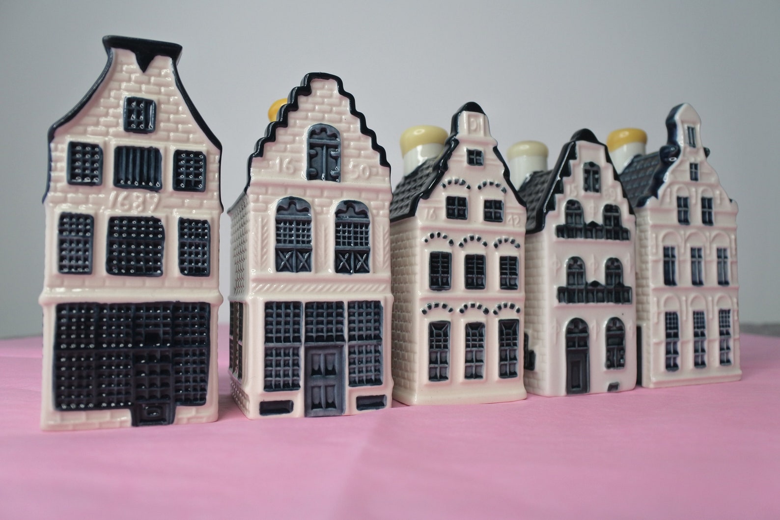 N. 11, 15, 17, 18, 25 KLM Delft Blue Miniature Houses - Authentic ...