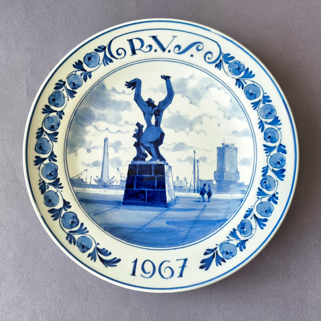 Authentic Royal Delft 1967 Hand Painted Decorative Plate - Traditional ...