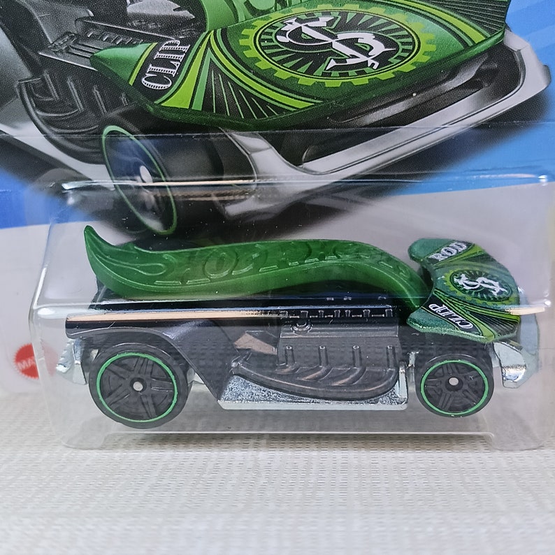 Hot Wheels Clip Rod Miniature Collectible Car Model, Gift Item for Car ...