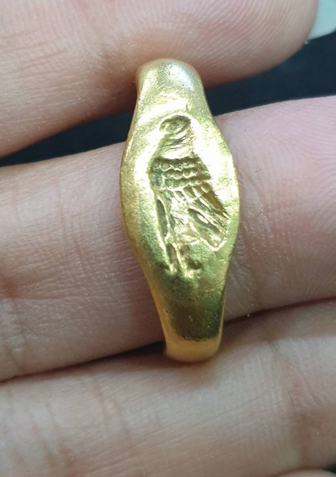 Vintage Handmade Intaglio Handsome Eagle Hawk Bird Genuine Solid 22K ...