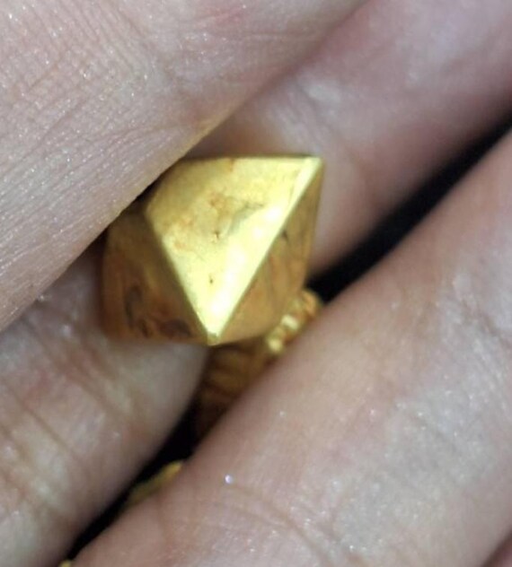 Antique Genuine Solid 22K Gold Pyramid Shape Old Coll… - Gem