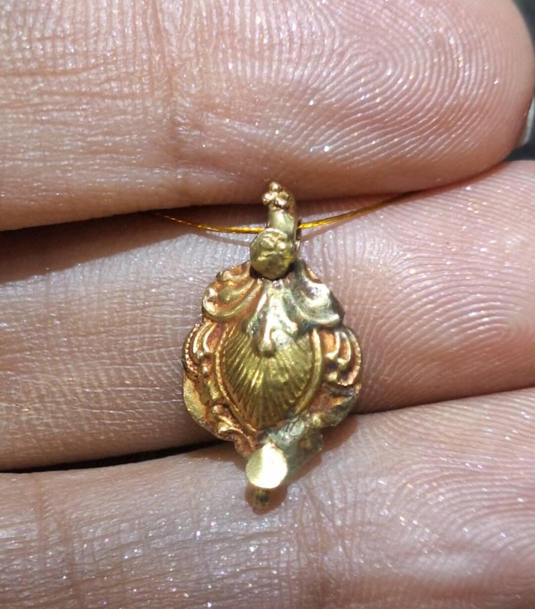Original Old Gold Antique Genuine Solid 22K Gold Flower Pedal Shape ...