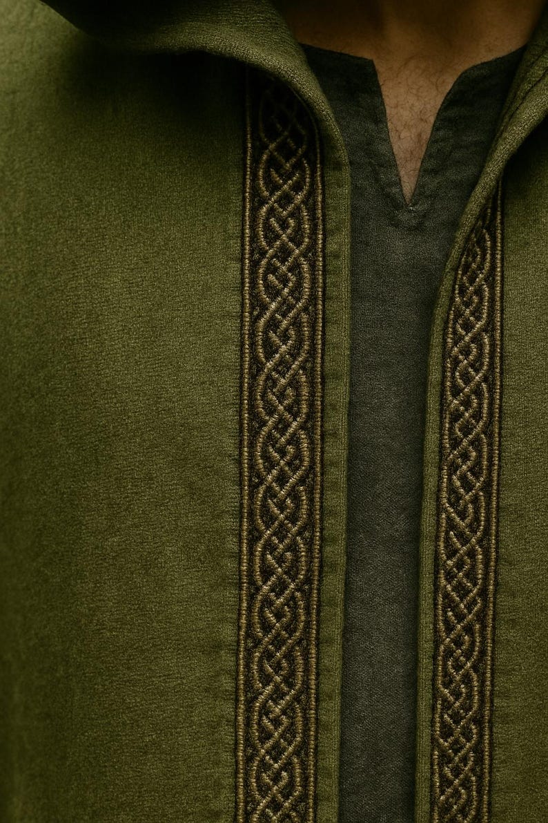 Celtic Hooded Robe: Medieval Renaissance Cosplay Cloak With Jacquard ...