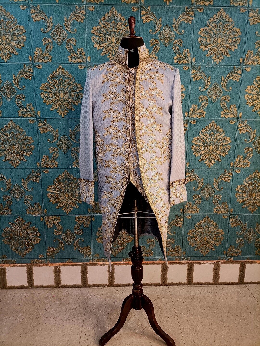 Luxury Men's 3pc Light Blue Cotton Suit French Nobleman Costume Golden ...