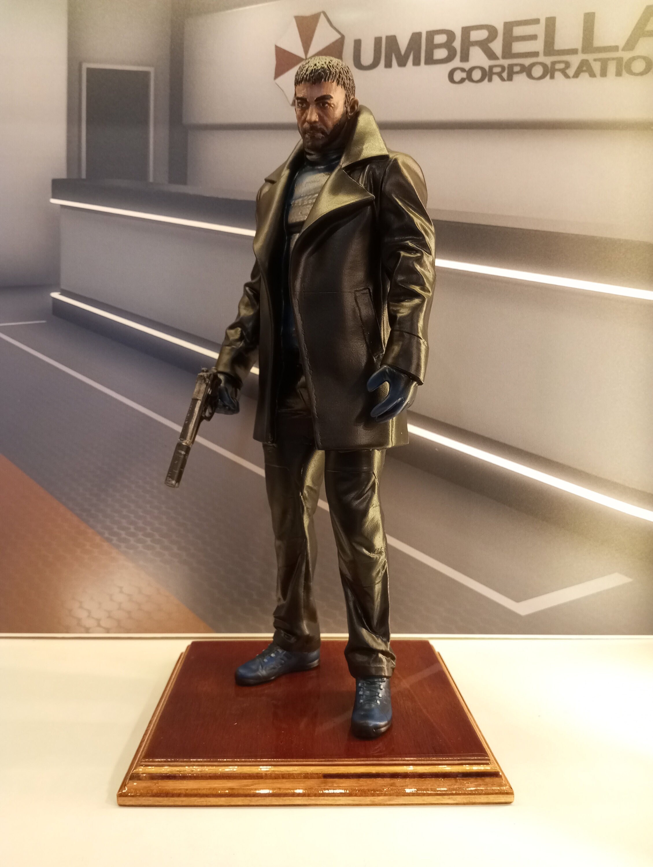 Chris Redfield Resident Evil Statue/figure 1/6 30cm - Etsy