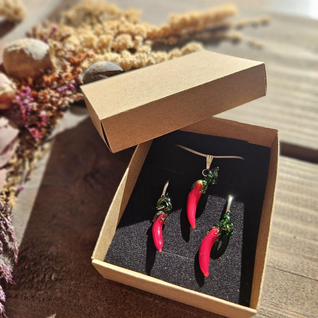 Red Chili Pepper Necklace With Parachute Cord - Handmade Murano Glass ...