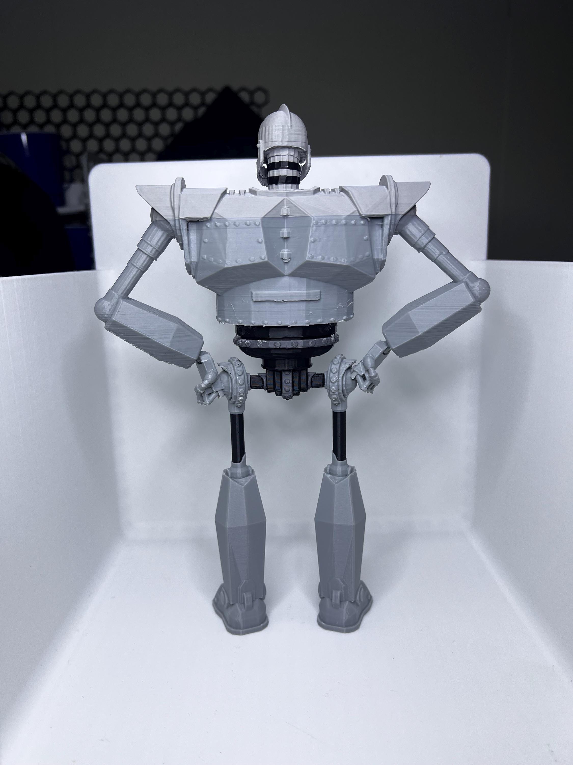 Iron Giant Figurine - Etsy
