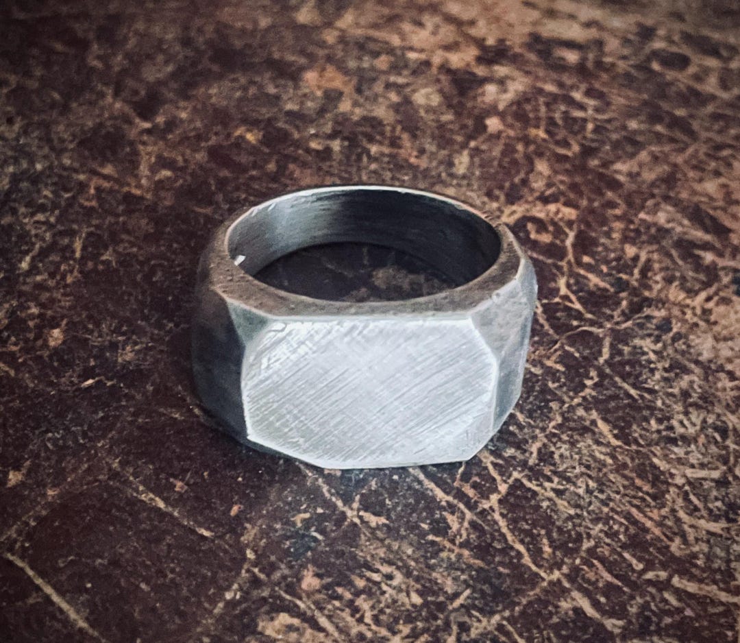 Sterling Silver Angles Signet Ring. - Etsy Sweden