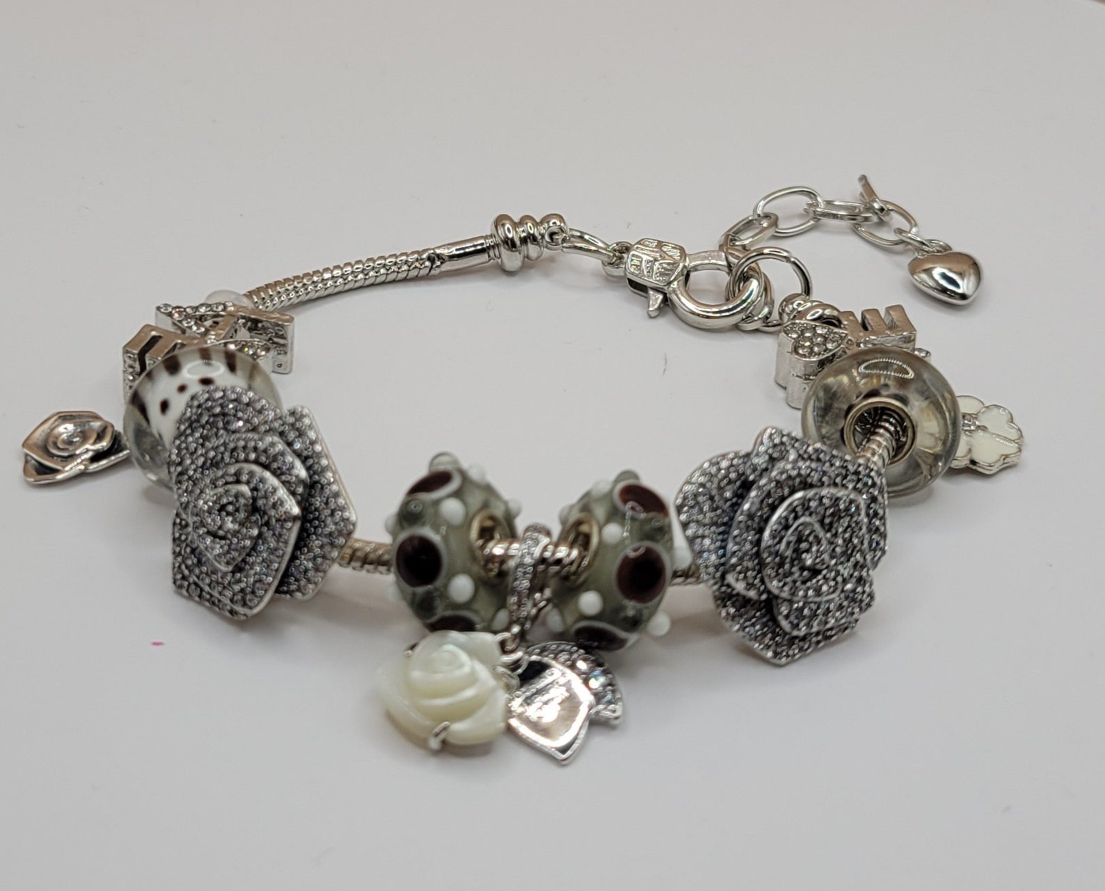 Unique Flower Roses Bead Bracelet - Etsy