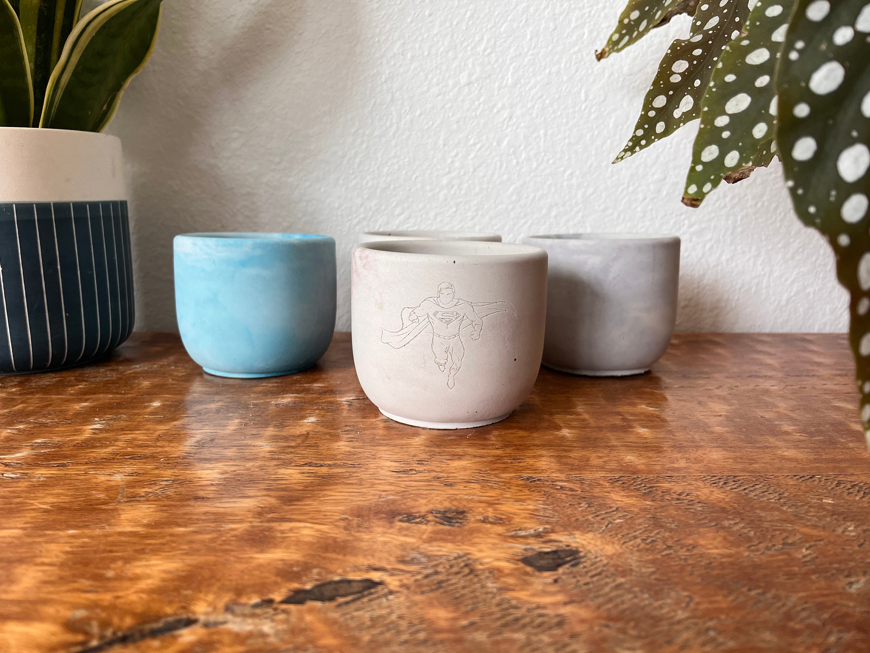 Engraved Superhero Concrete Candle - Etsy